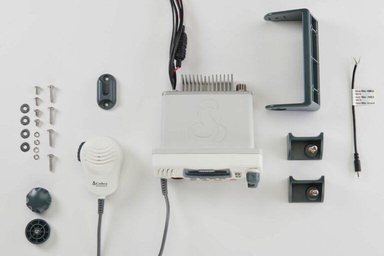 Best Marine Radios Cobra Electronics Review - The Beach Angler